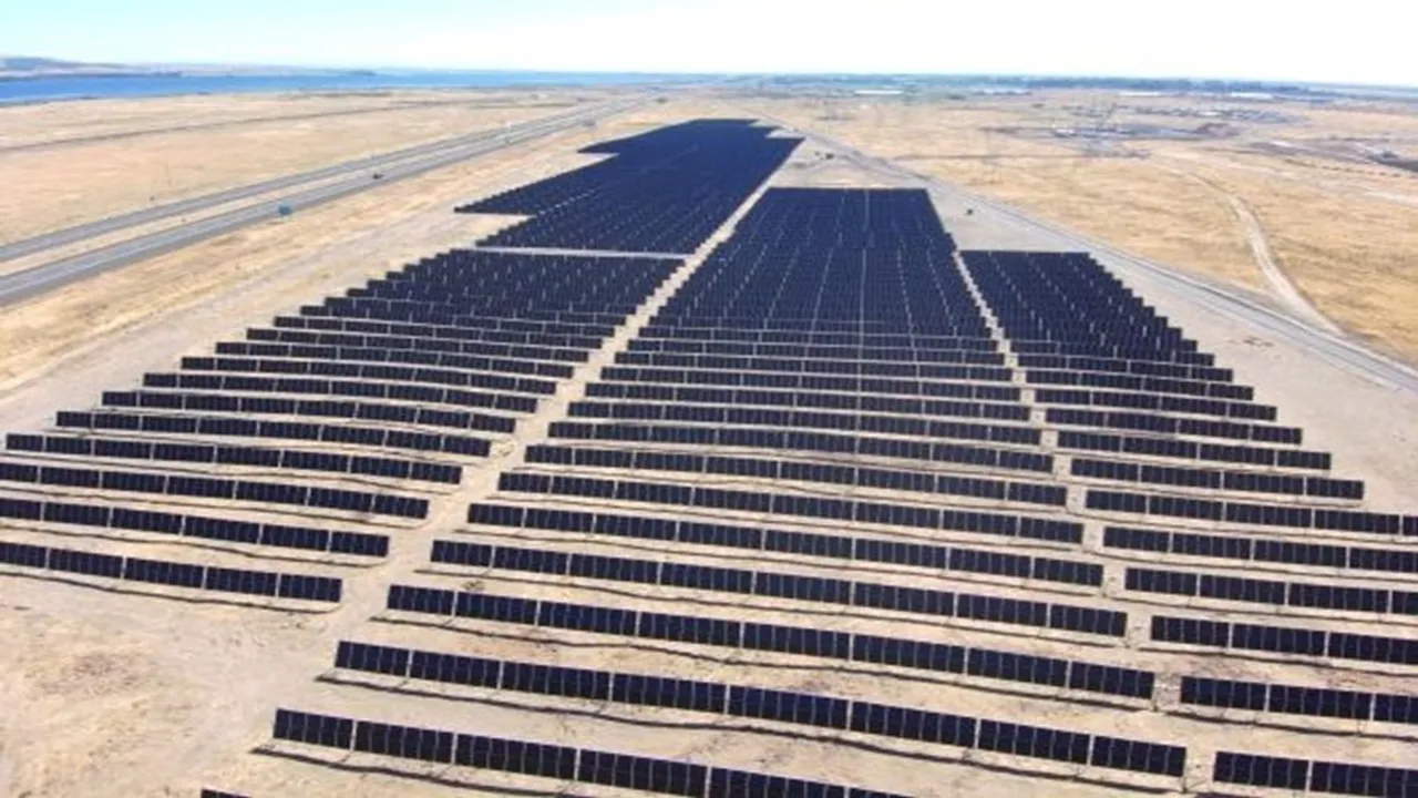 Avangrid began Tower Solar project with SEG Solar panels in Oregon