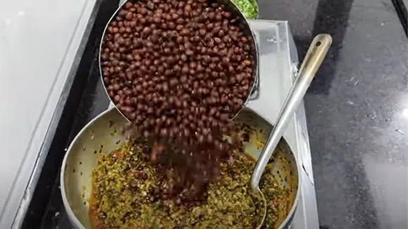 Tuver na Totha: How To Make Tuvar Totha Veg Recipe At Home With Step By ...