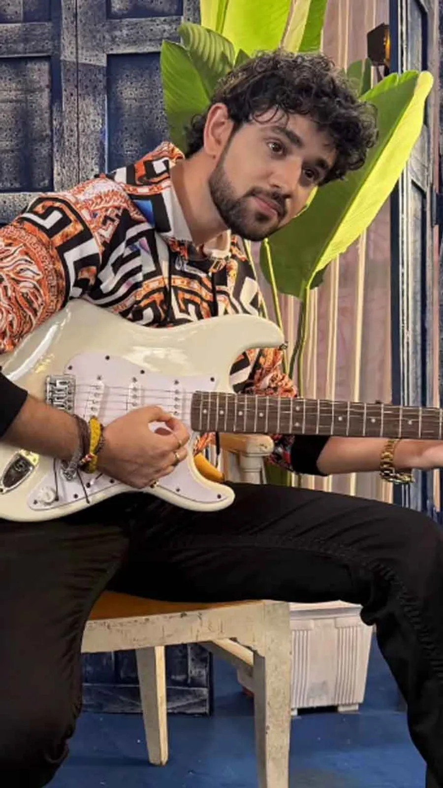 mohit guitar