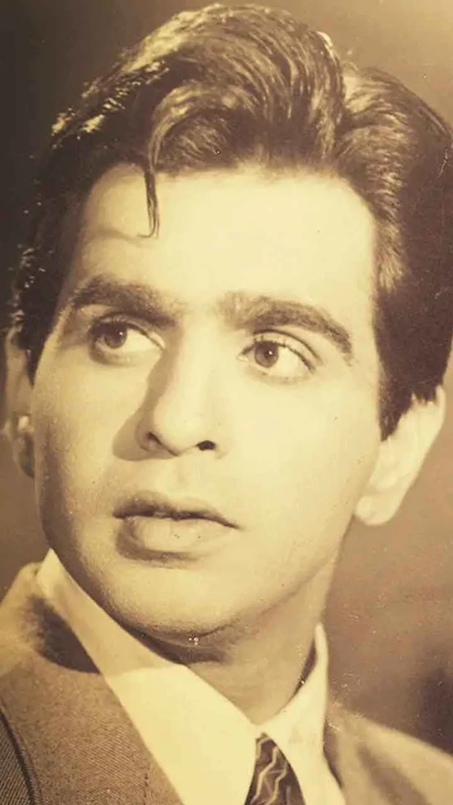 dilip kumar young